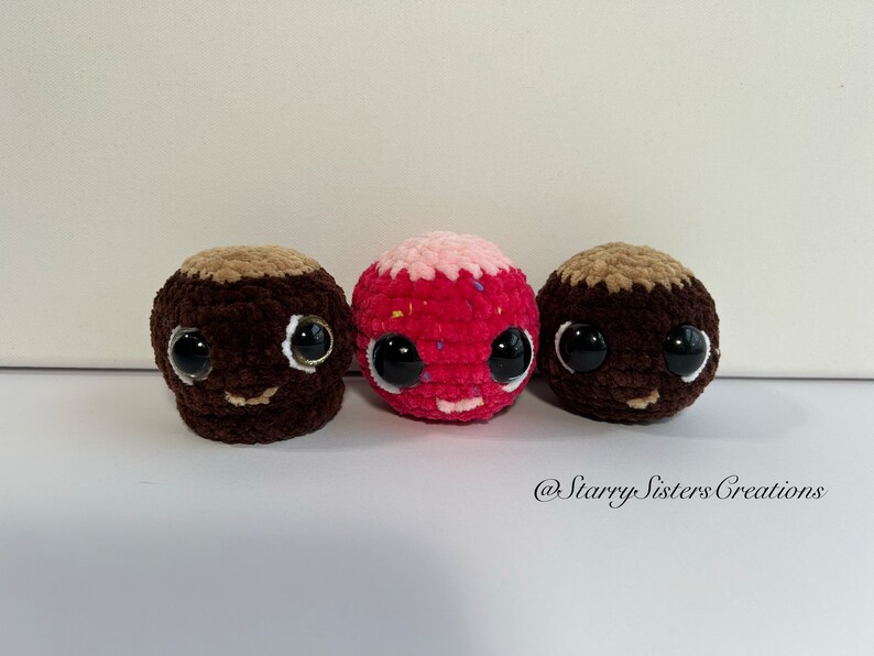 Mini Buddy the Buckeye Crochet Pattern - Etsy