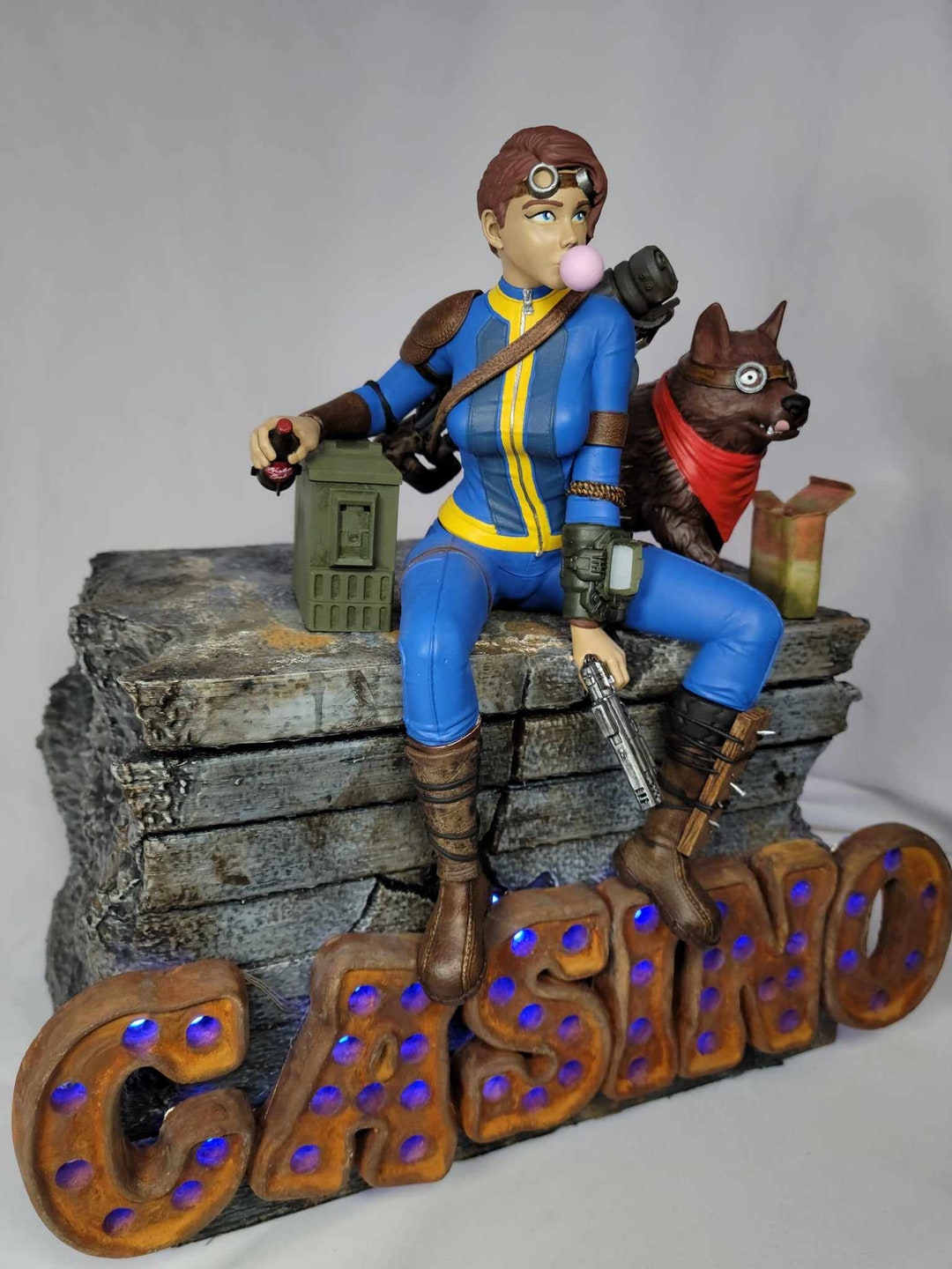 Post Apocalyptic Vault Dweller Lamp - Etsy