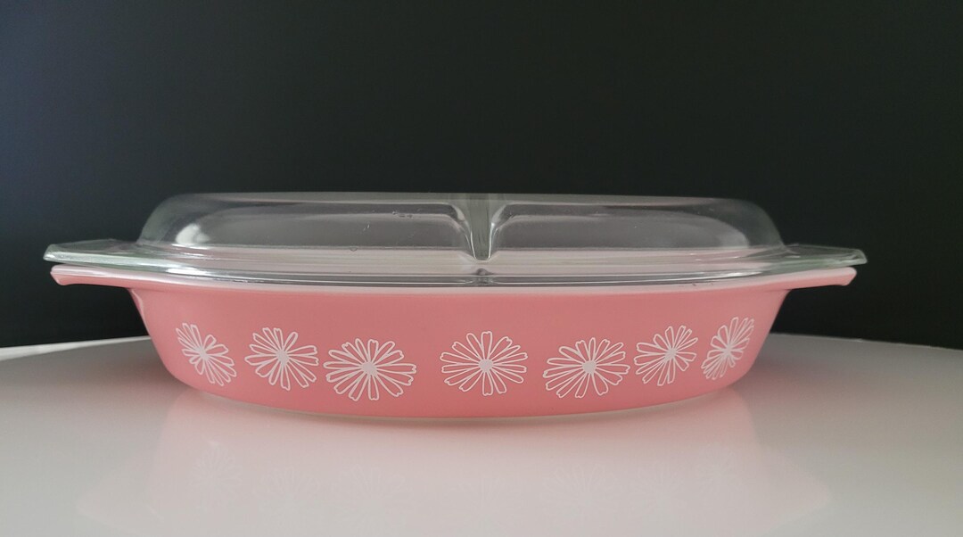 Vintage PYREX Pink Daisy Casserole Dish 1957 - Etsy