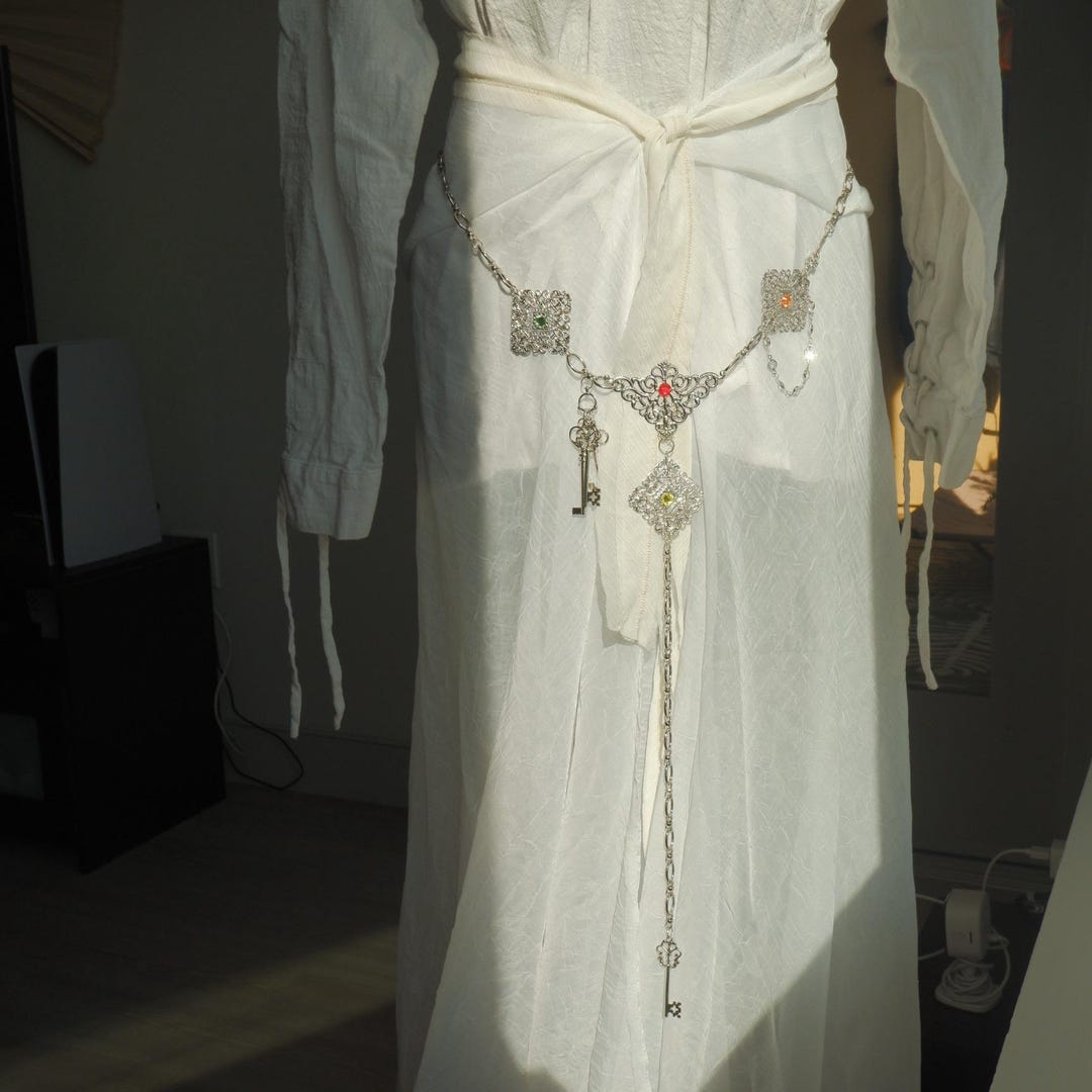 Silver Renaissance Girdle, Metal Chain Belt, Medieval Belt Women ...