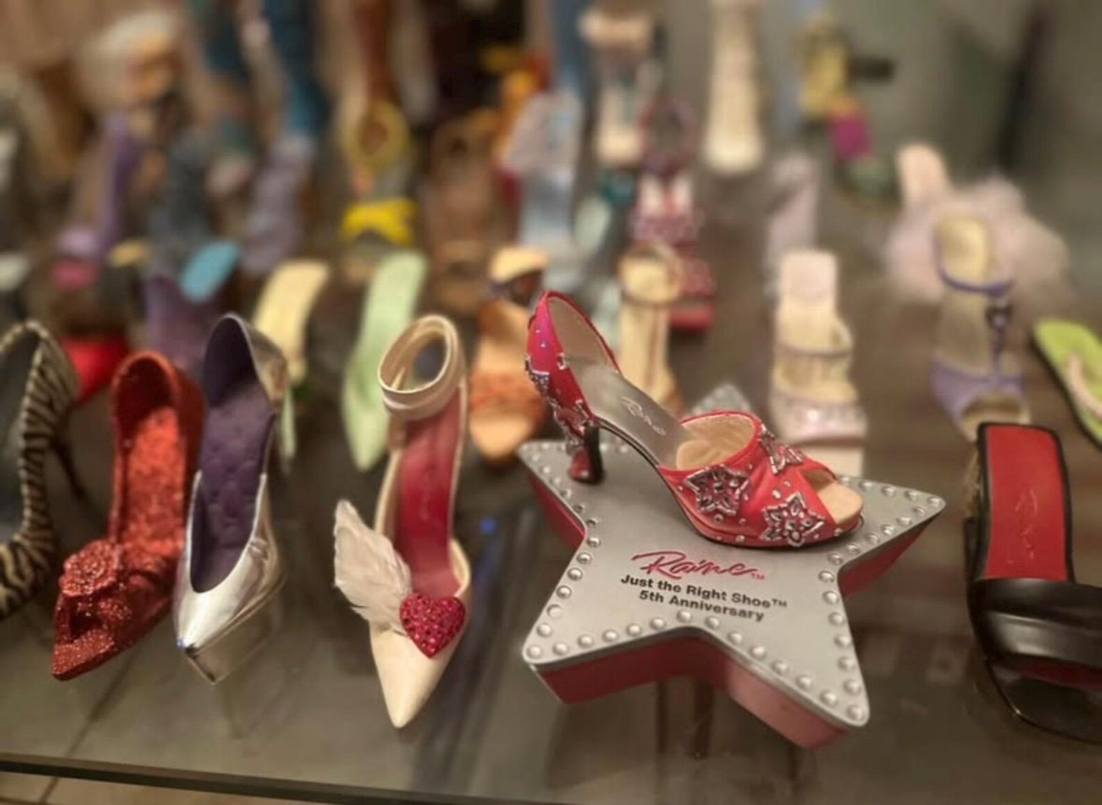 Huge Vintage Just the Right Shoe Collection by Raine – 80+ Miniature ...