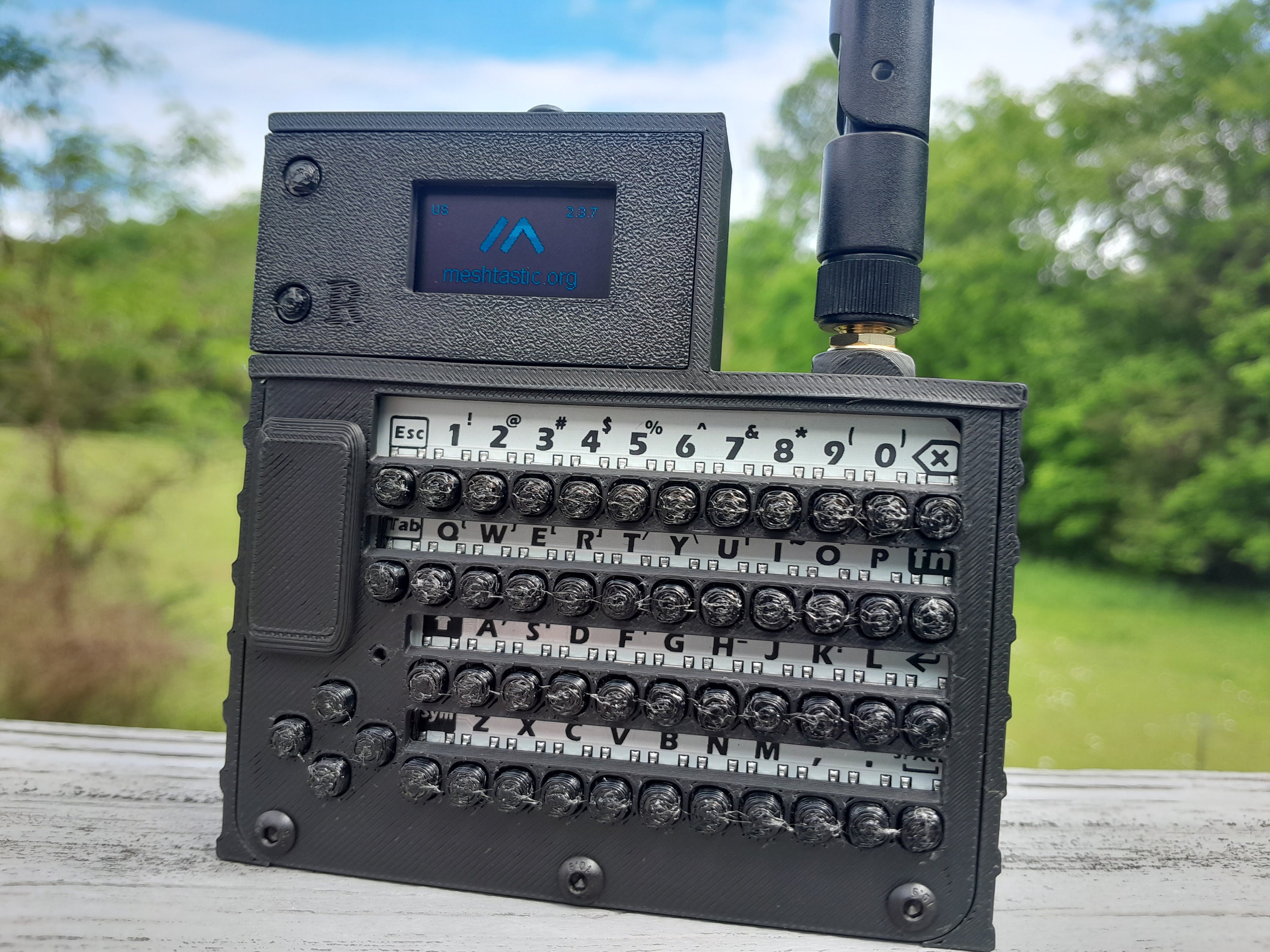 Meshtastic STAND ALONE Node Ready to Use 915mhz Heltec V3 Radio Node W/ Custom Case 3000mah ...