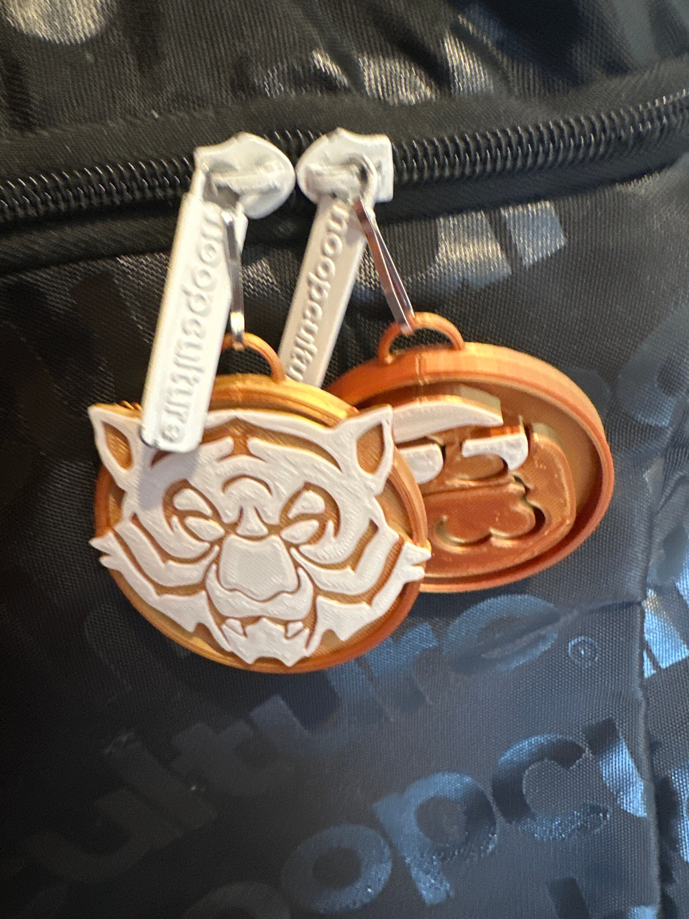 3D Printed Medallion Keychains Peter Griffin, Oscar, Valeria, Montague ...