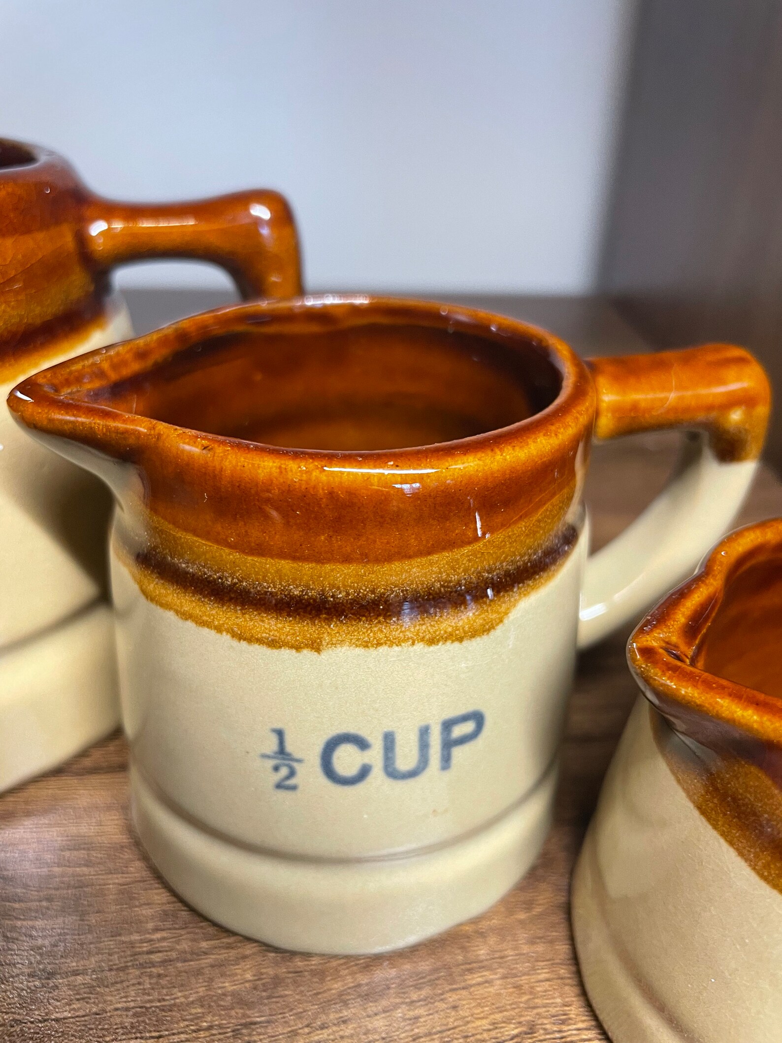 Vintage Pottery Measuring Cups – Classic Measuring Cups Set | Charming ...