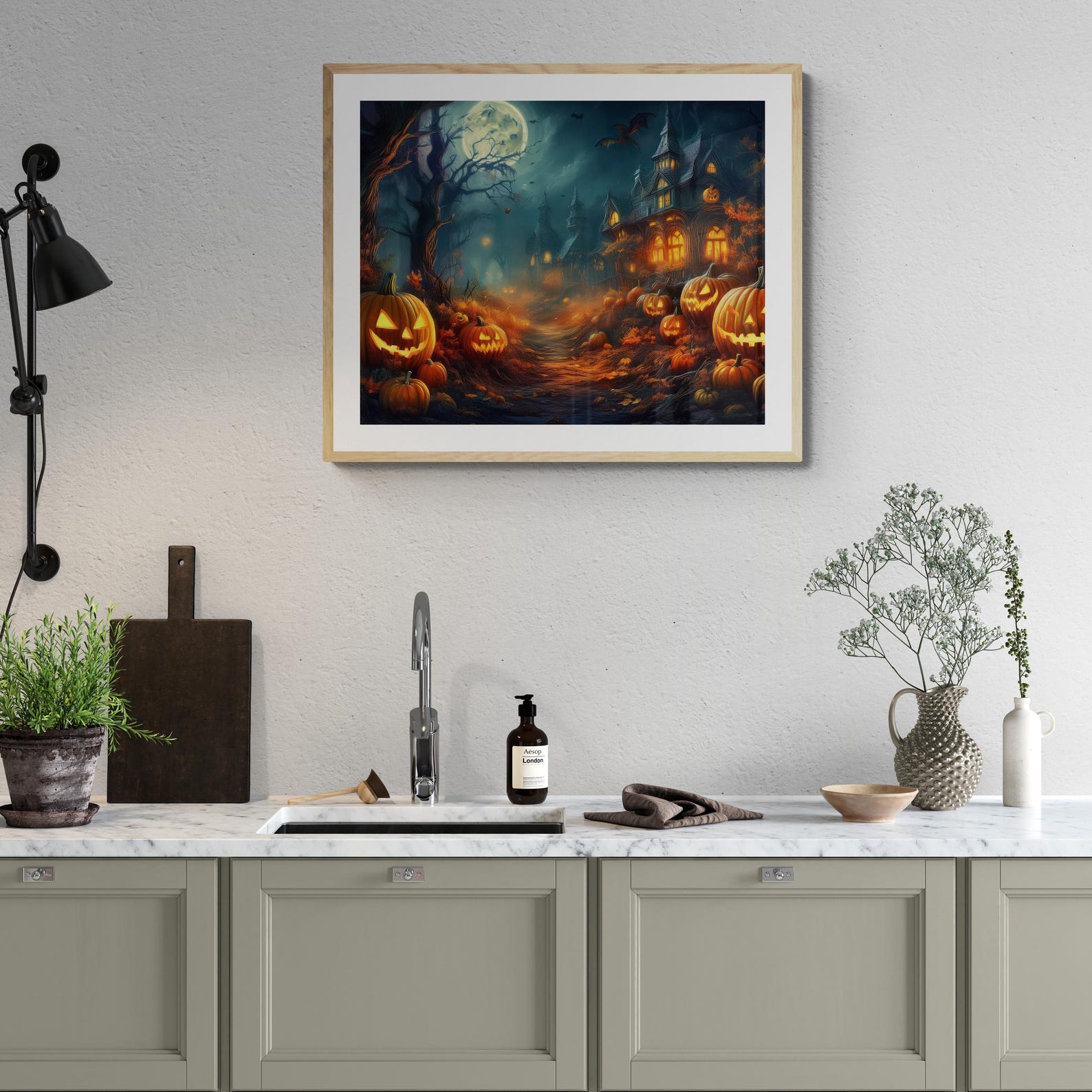 Halloween Haunted House With Jack-o-lanterns | Spooky Scene Picture ...