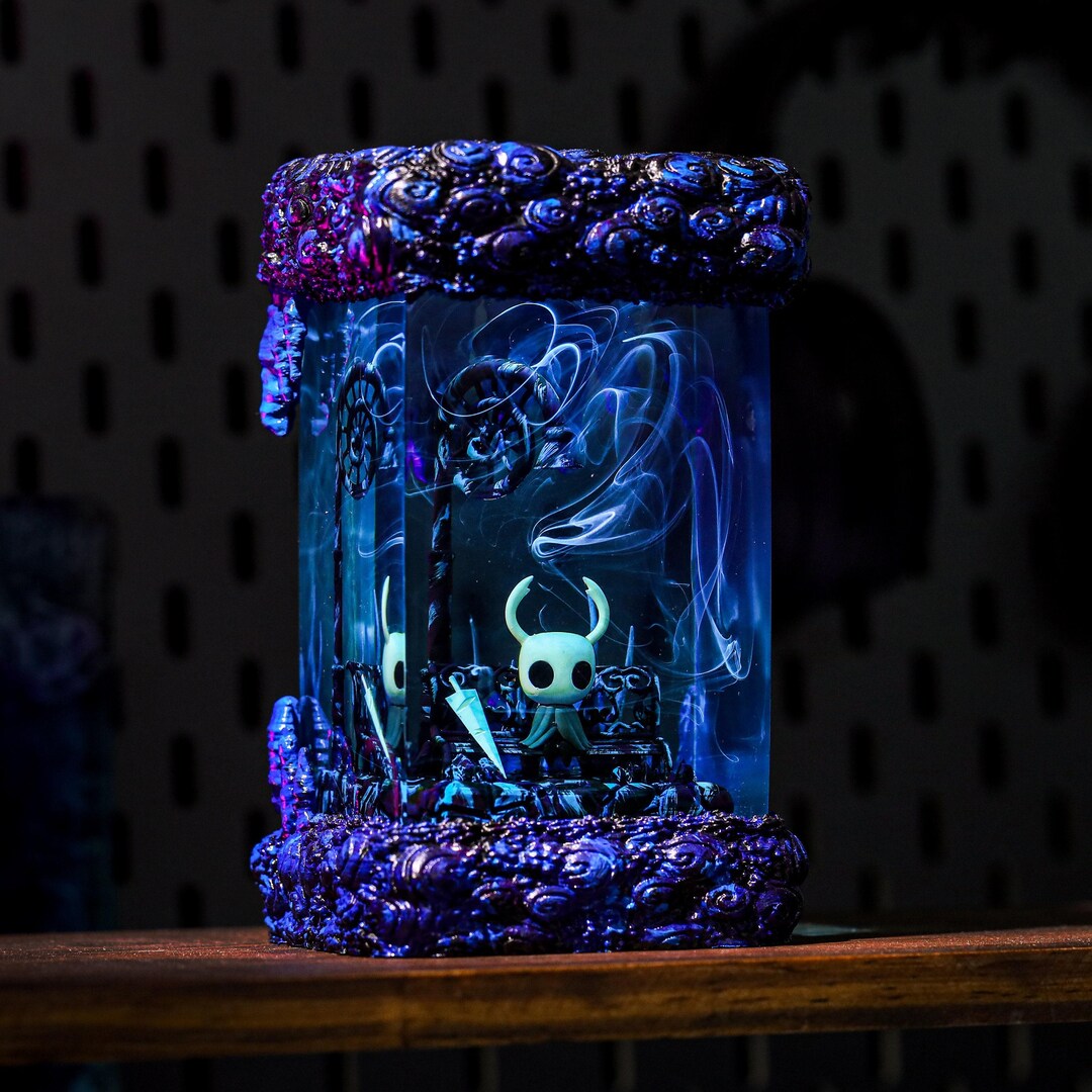Knight From Hollow Knight Epoxy Lamp Ver 2 Hornet Resin Lamp Hollow ...