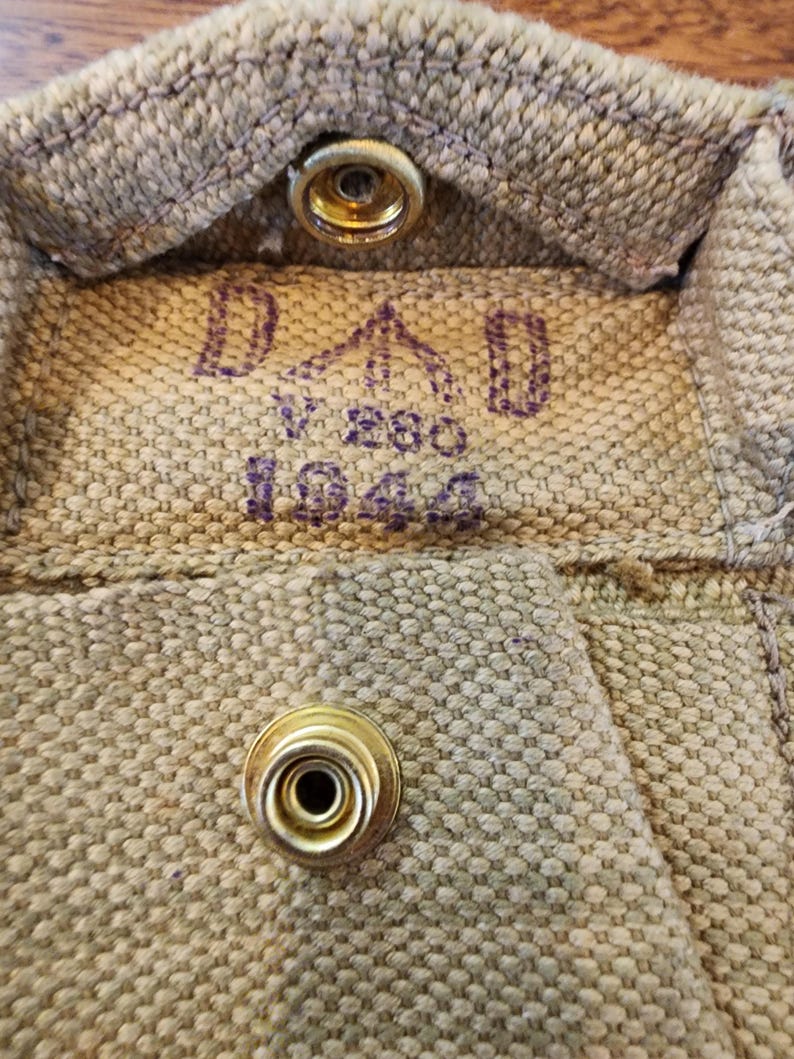 WW2 1944 Australian Army Issue Pattern 37 Webley Pistol Webbing Ammo ...