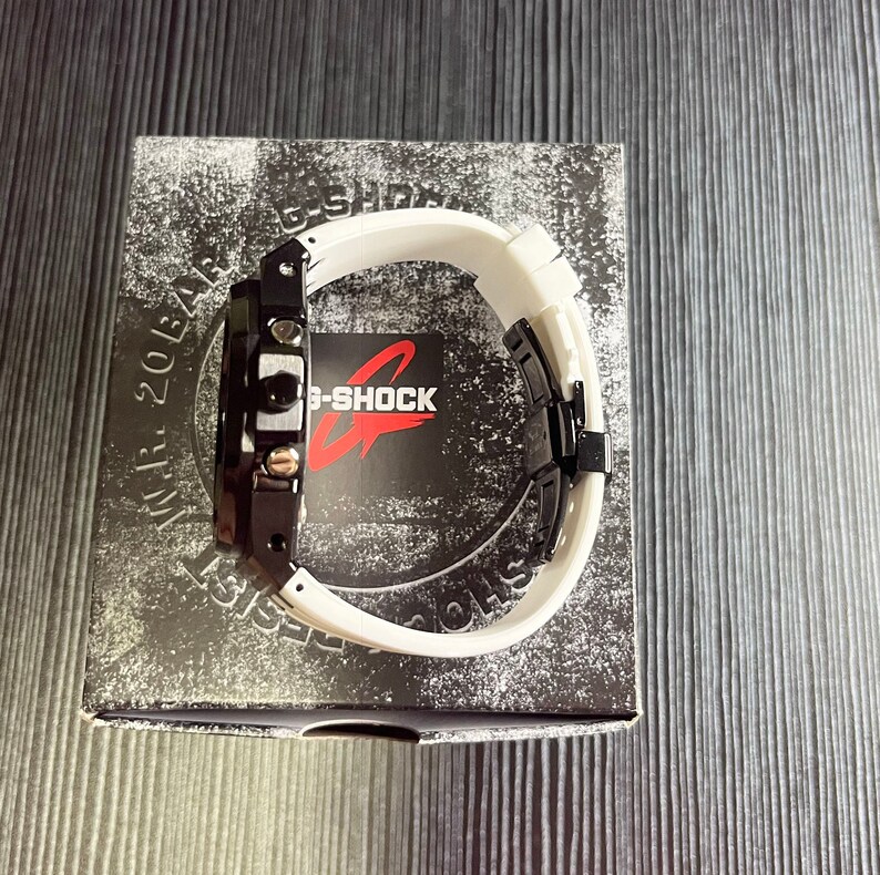 Casio G-SHOCK Custom Royal Oak casio Oak GA-2100-1A2 Black Dial With ...