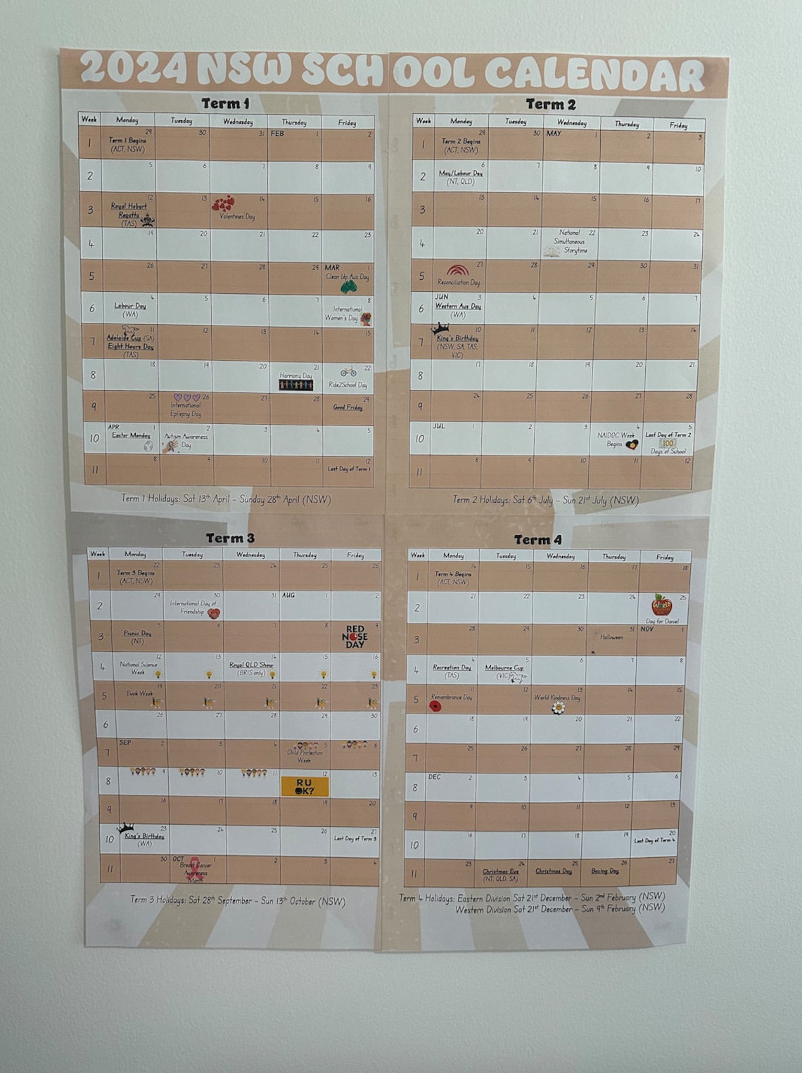 PRINTABLE 2024 NSW School Calendar Whole Year Public Holidays Key ...