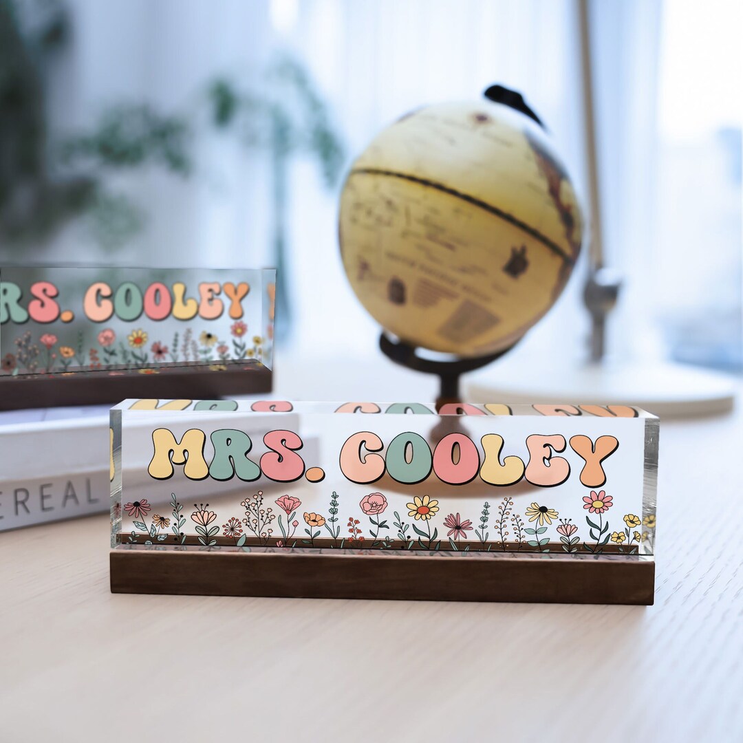 Custom Teacher Desk Sign, Back to School Gift for Teachers ...