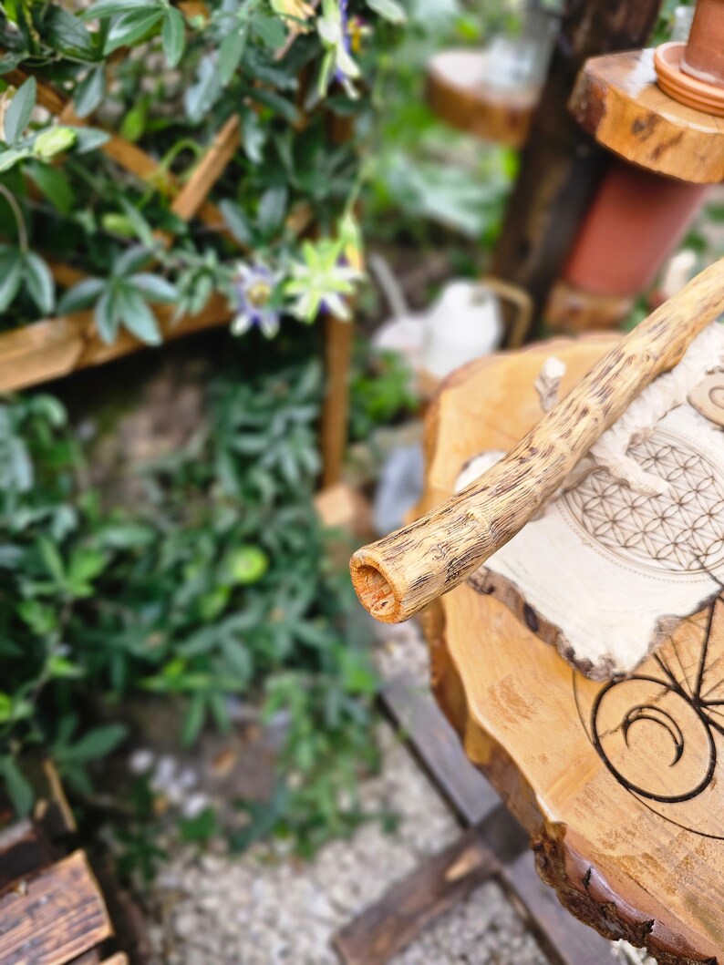 Tepi-rapeh Pipe (hand Made) .it's About 49cm Long and is for Medium to ...