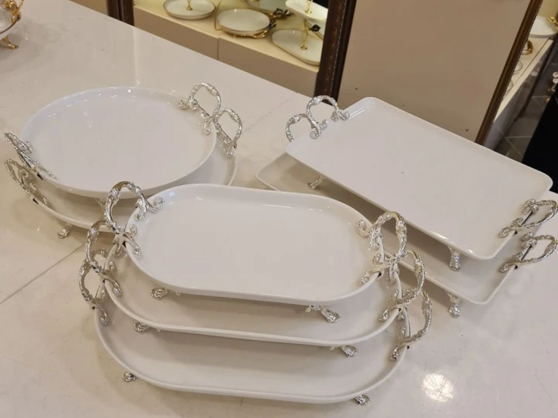 Elegant Boat-shaped Serving Plates Elevate Your Table Setting With Gold ...