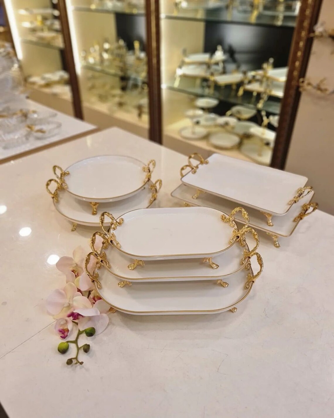 Elegant Boat-shaped Serving Plates Elevate Your Table Setting With Gold ...