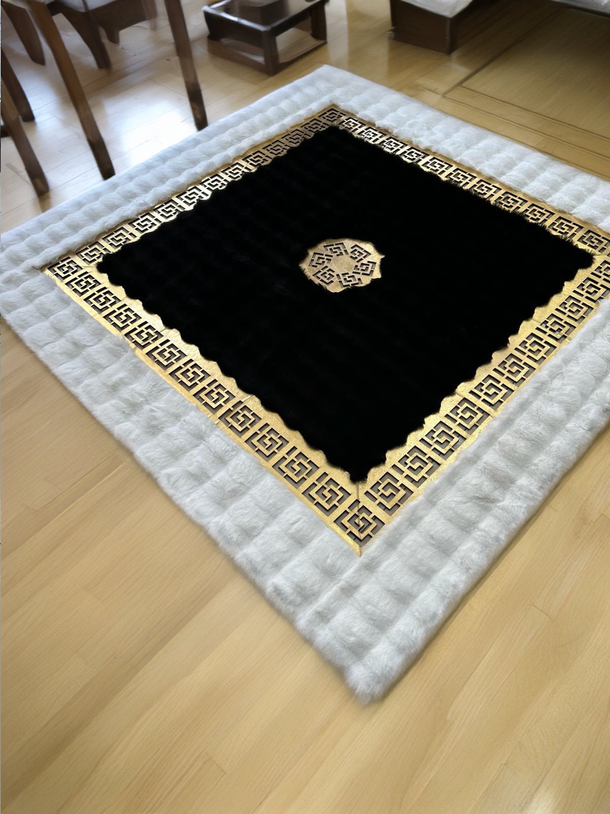Designer Luxury White & Gold Shaggy Plush Bedroom 6x8 Rug, Soft High ...
