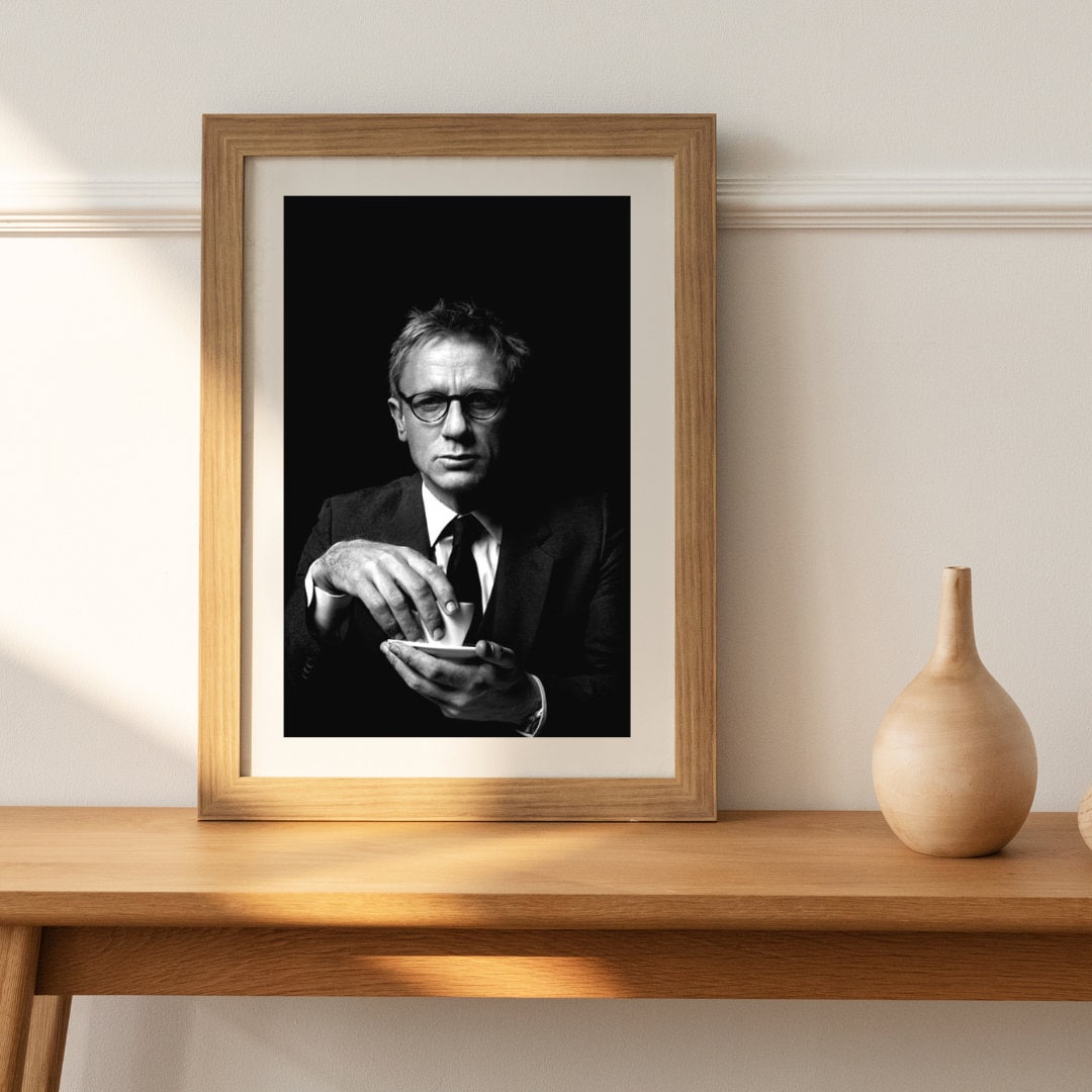 DANIEL CRAIG POSTER Daniel Craig Tribute Daniel Craig Walkpaper ...