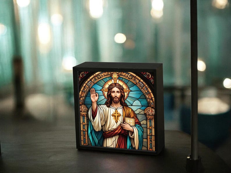 Jesus Christ Night Lamp - Spiritual and Peaceful Design for Cozy and ...
