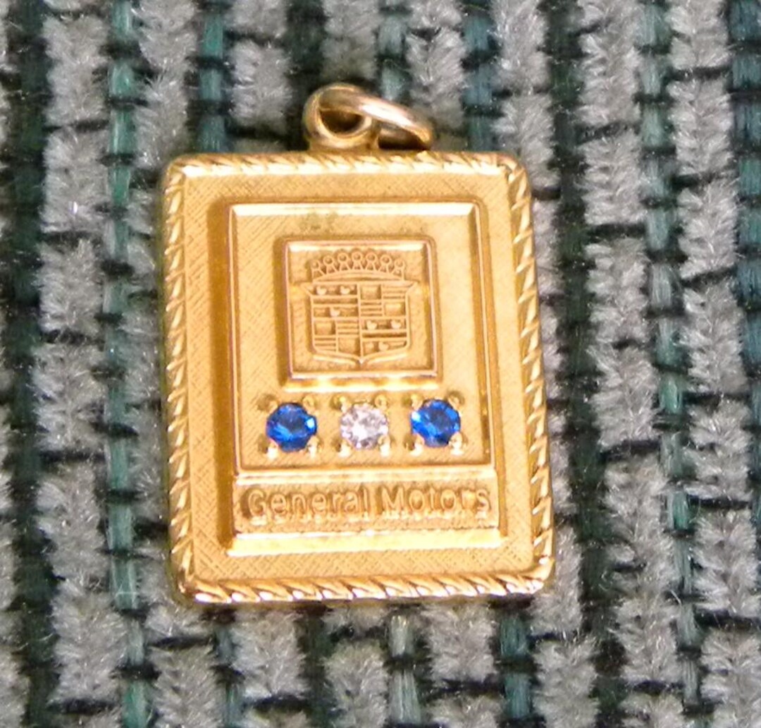 Vintage General Motors (GM) Cadillac 25 Yr Service Anniversary Charm - Etsy
