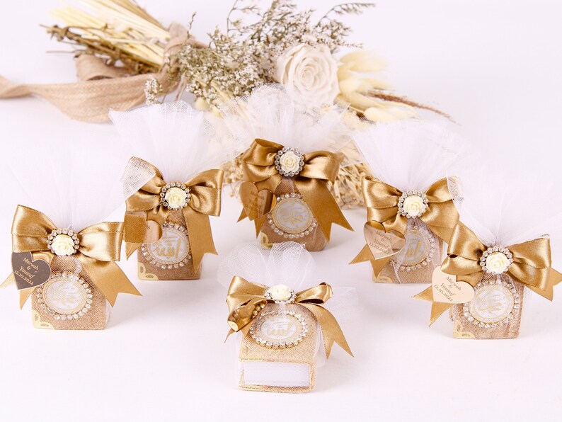 Personalized Velvet Mini Quran Favors for Guests in Bulk Ramadan Eid ...