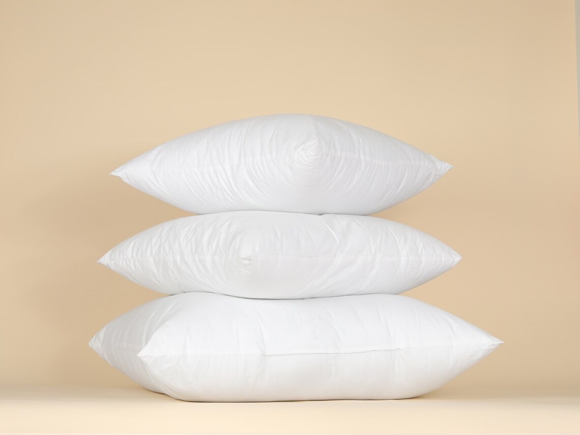 Premium SQUARE Down Alternative Pillow Insert Set of 2 | 18 X 18 Pillow ...