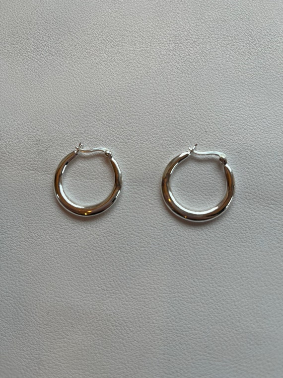 Silver hoop earrings - Gem
