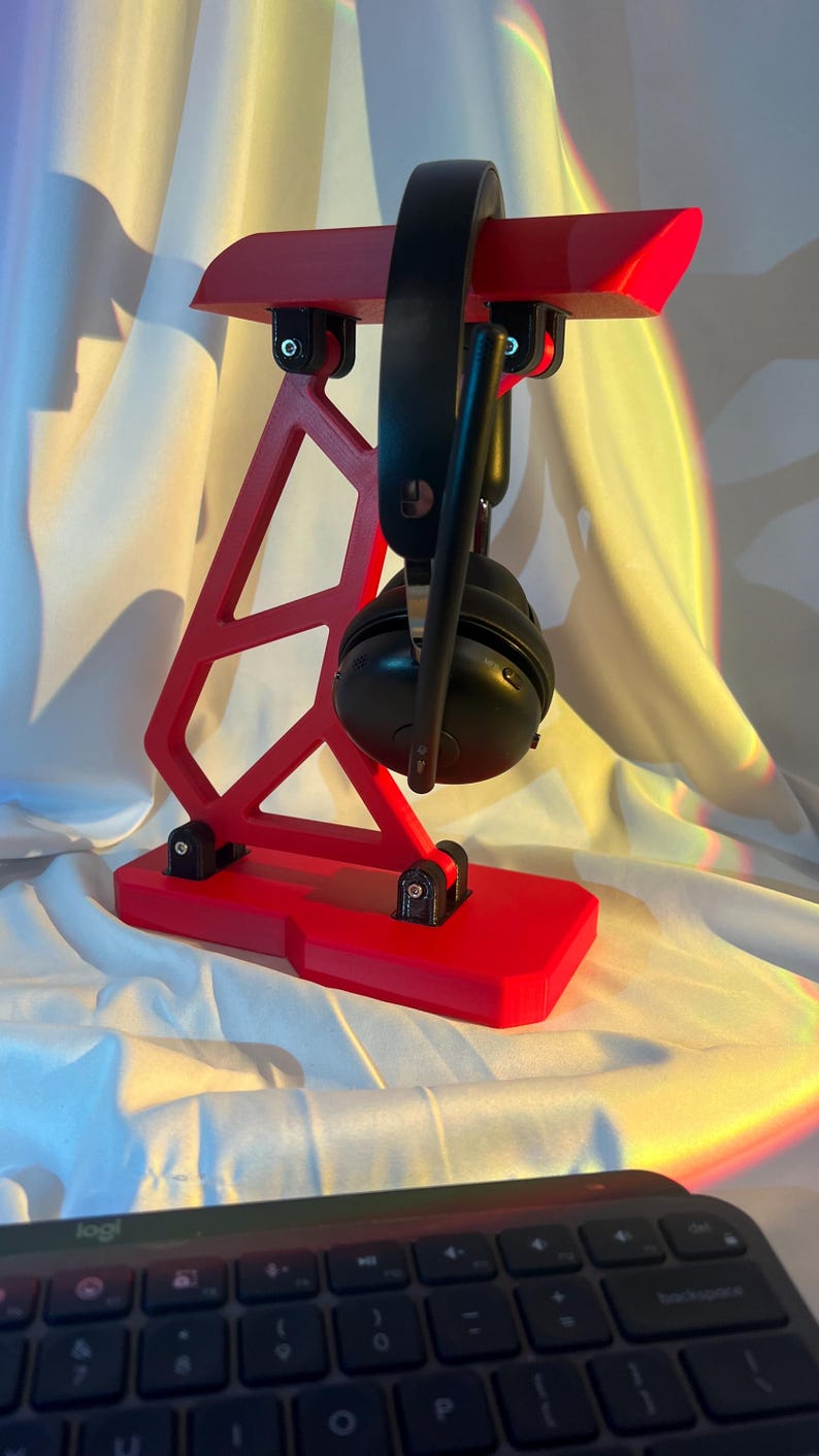 Armor Core Modern Headphone Stand - Mechanical Style and Built for ...