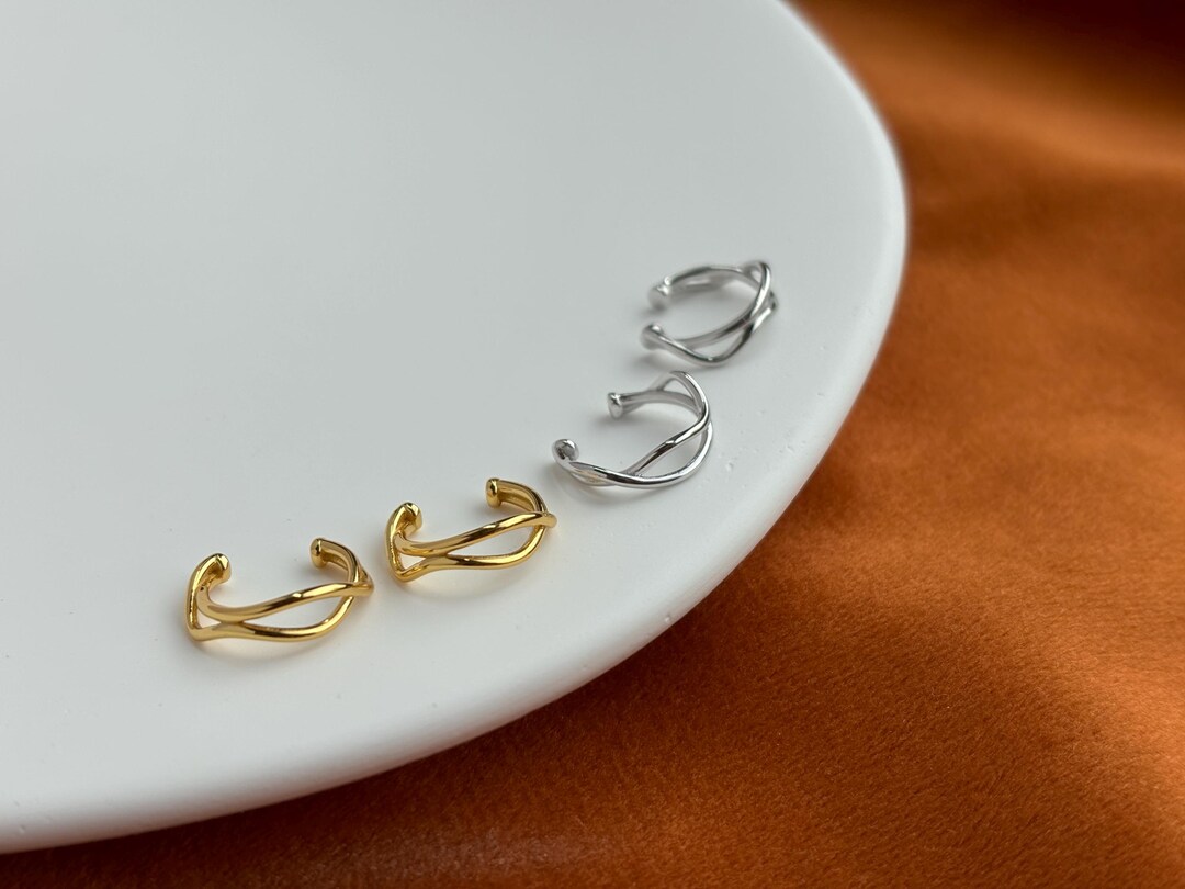 Daily Minimalist Ear Cuff, Simple Wave Non-piercing Earrings, Gold ...