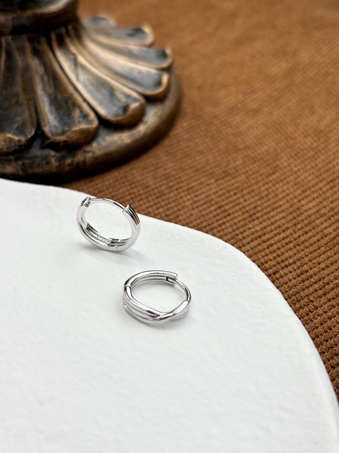 Sculpt Infinity Hoop Earrings, Dainty Minimalist Triple Layers Huggie ...