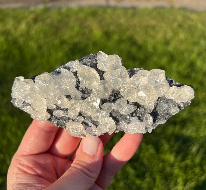 Diamond Calcite on Matrix Specimen From Anhui, China. UV Reactive Rocks ...