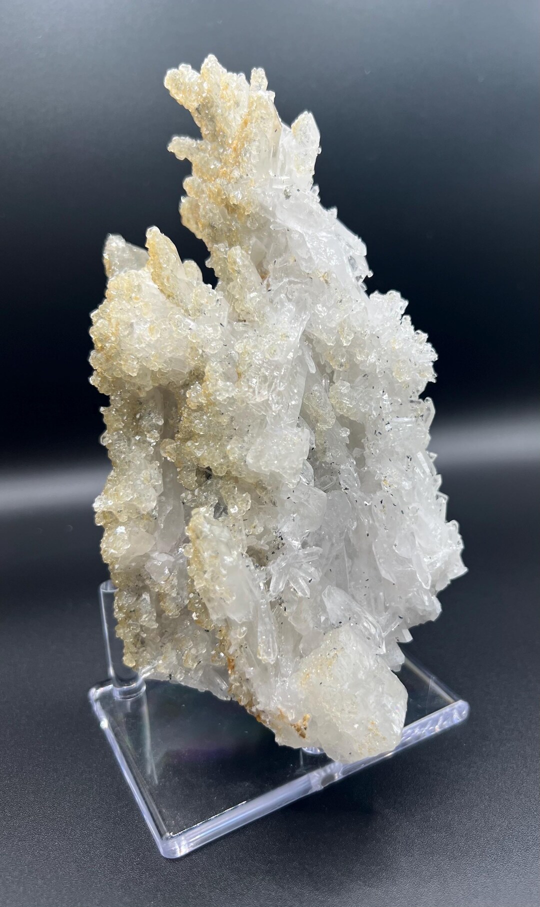 Quartz, Apophyllite, Calcite and Hematite From Daye, Hubei, China ...