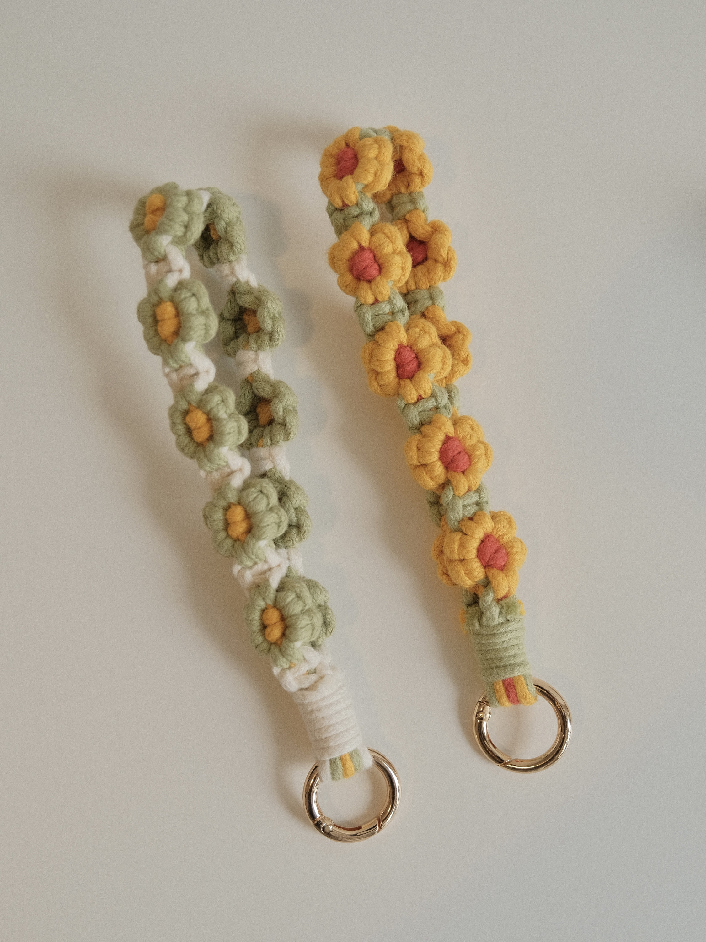 Daisy Macrame Wristlet Keychains Strap, Key Accessories, Purse Clips, Wallet Clips, Boho ...