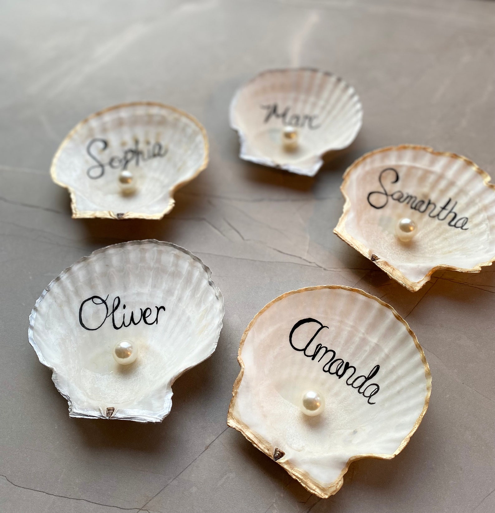 Scallop Shell Place Cards, Wedding Place Cards With Custom Names - Etsy