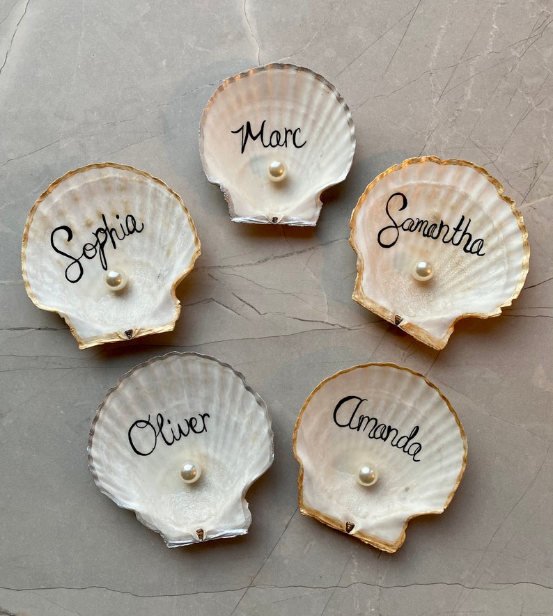 Scallop Shell Place Cards, Wedding Place Cards With Custom Names - Etsy