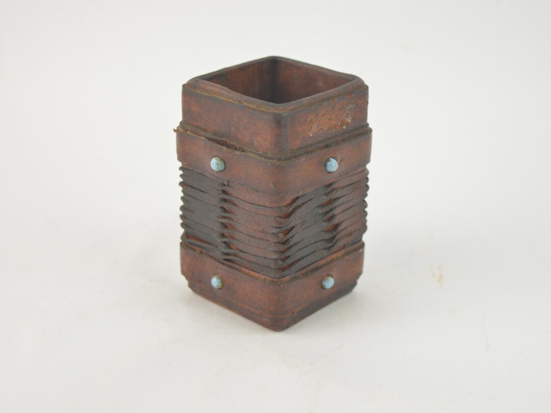 Vintage Dice Shaker Cup Leather Dice Shaker Dice Table Game Dice Cup ...