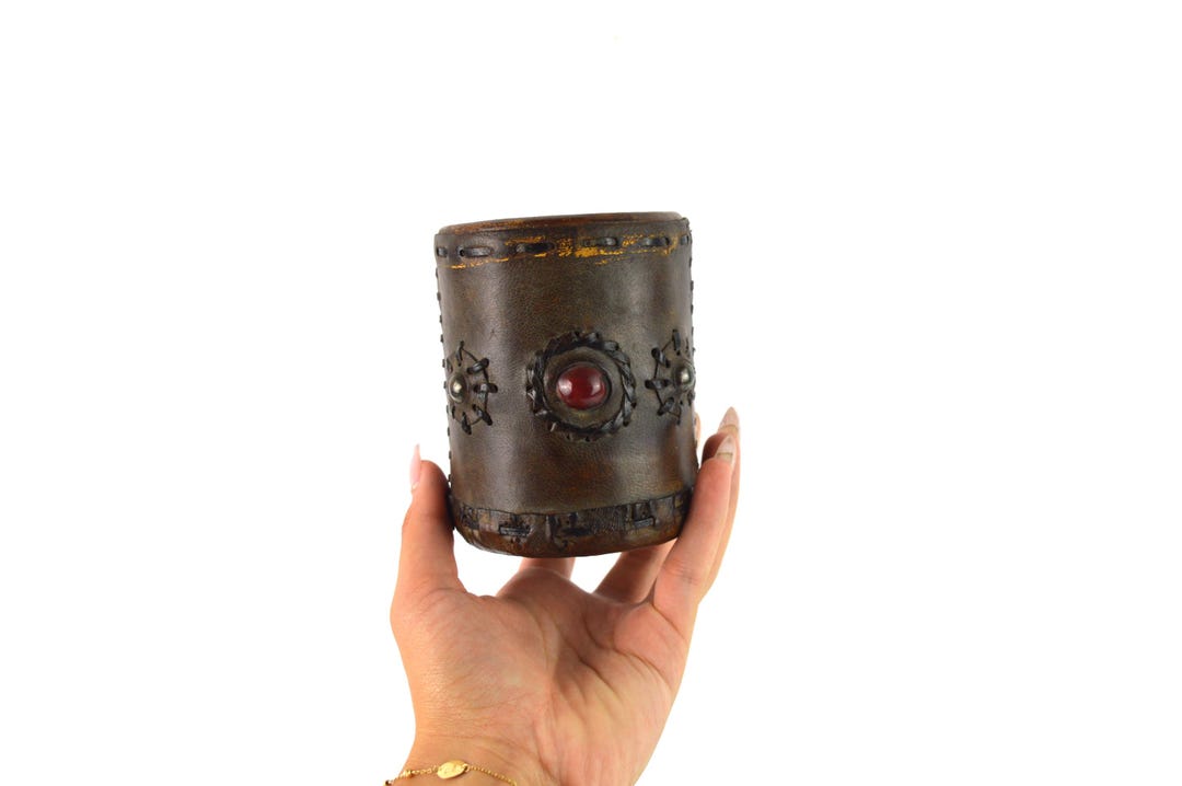 Vintage Dice Shaker Cup Leather Dice Shaker Dice Table Game Dice Cup ...