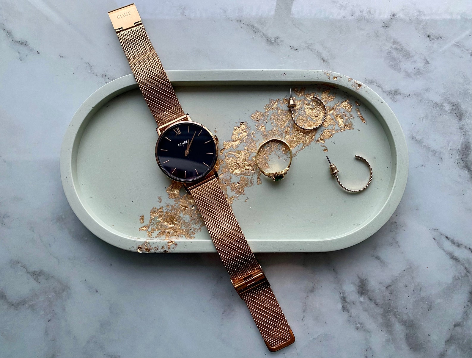 Jesmonite Oval Decorative Tray in Sage Green With Gold Leaf Detail I ...