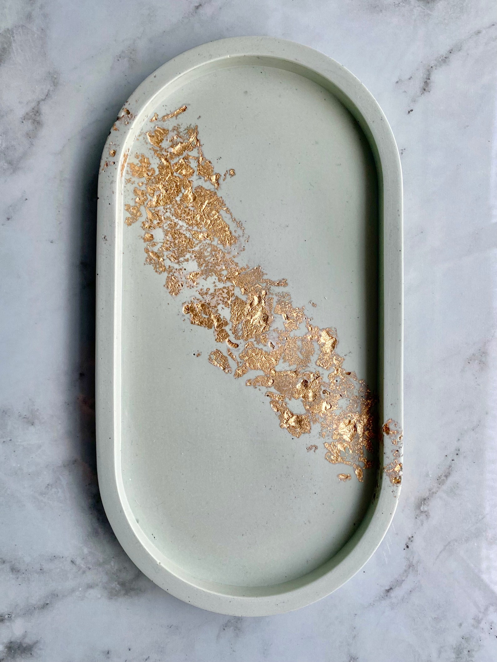 Jesmonite Oval Decorative Tray in Sage Green With Gold Leaf Detail I ...