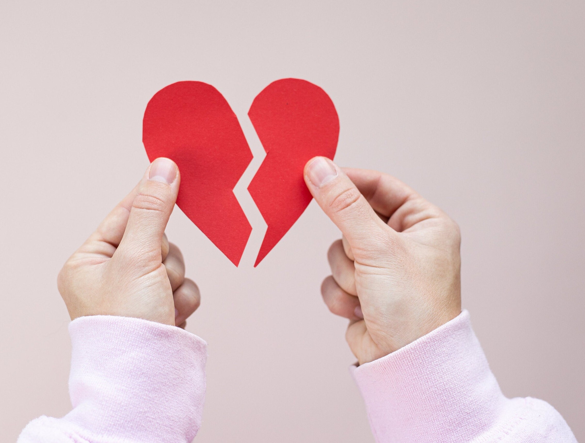 Healing Heartbreak: A Comprehensive Guide to Emotional Recovery and ...