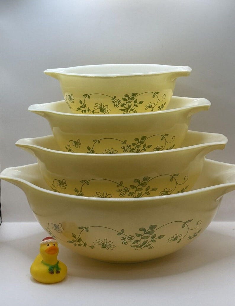Vintage Pyrex Shenandoah Cinderella Nesting Mixing Bowls 4pc Set - Etsy