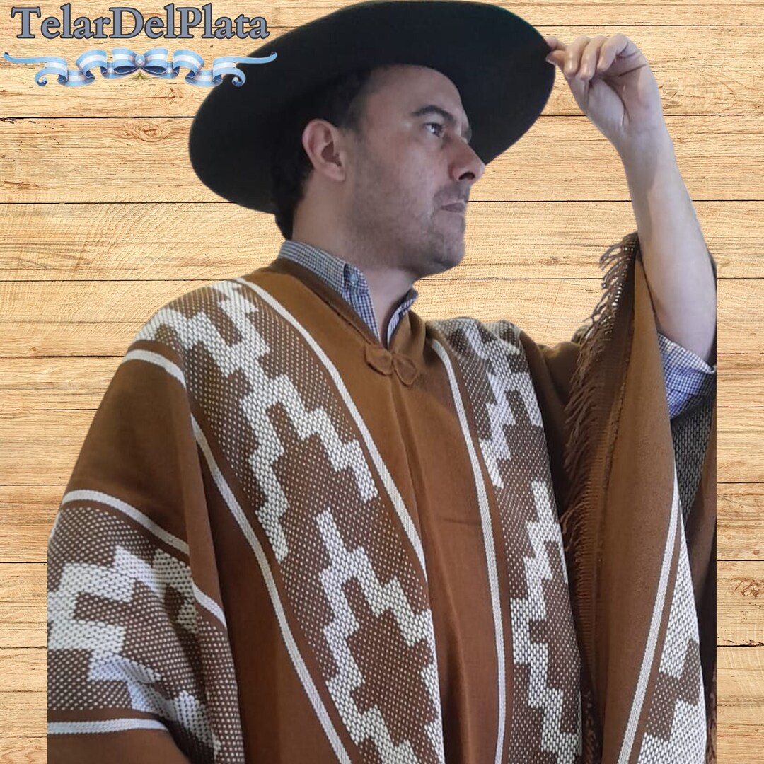 Argentine Poncho. Merino Wool. Loom Woven. Hand Finished. Gaucho Poncho ...