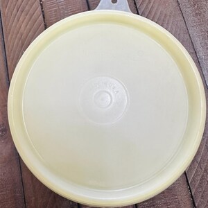 Vintage TUPPERWARE Circa 1960's-1970's #1523 Mint Green 2 Qt Colander ...