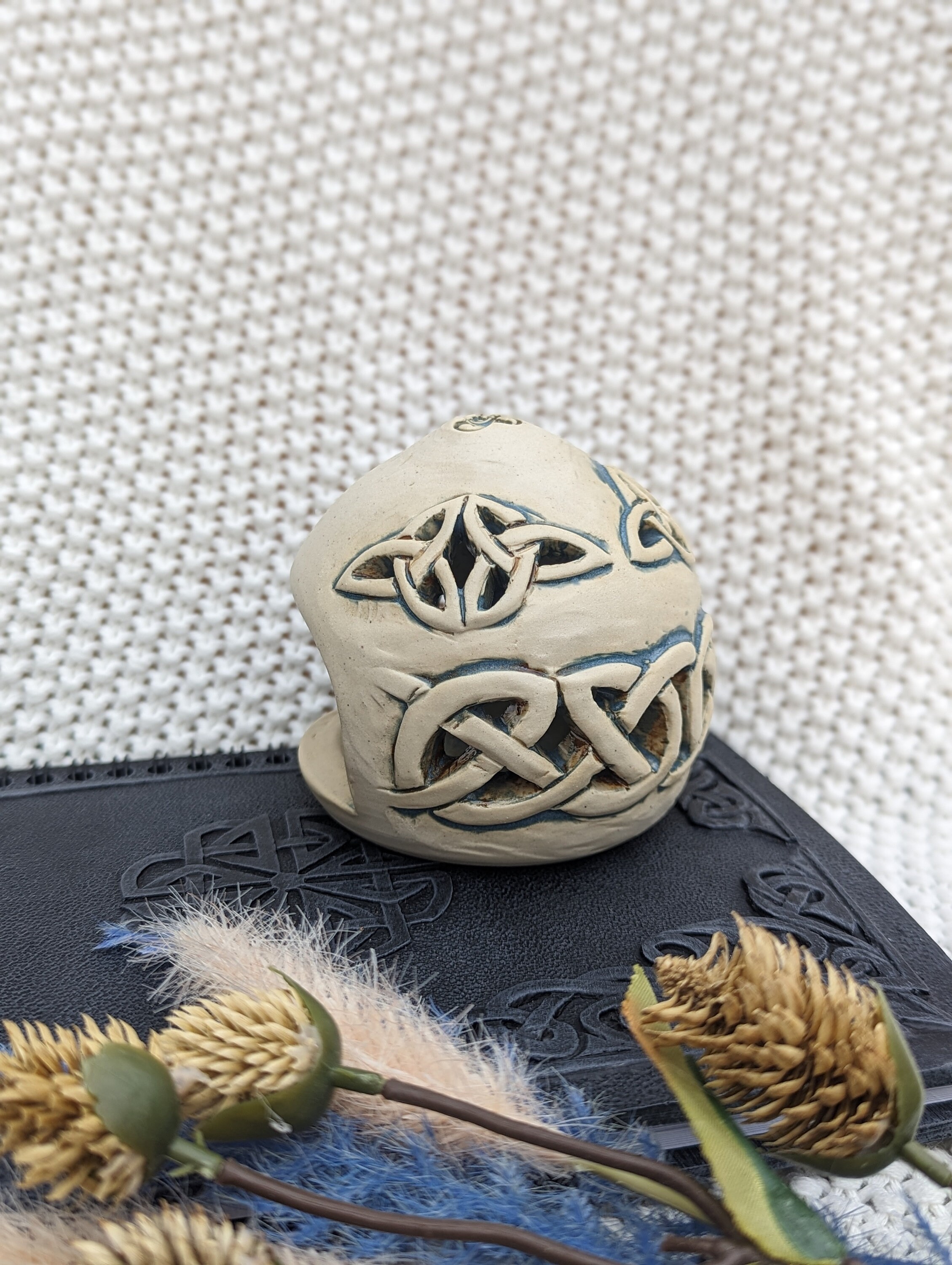 Serch Bythol Celtic Knot Luminary. Tea Light. White and Blue on White ...