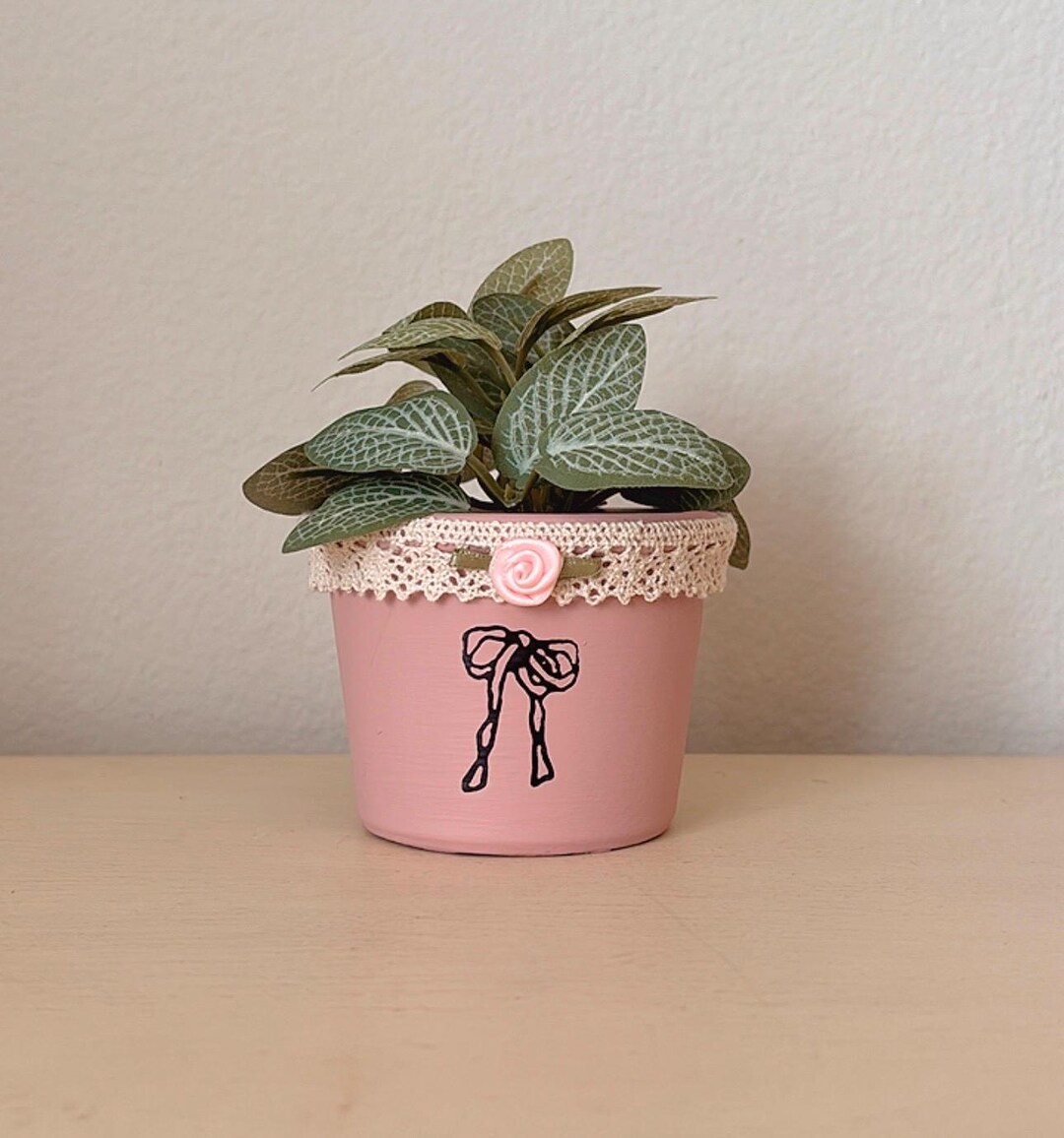 Cute Birthday Party Favors, Garden Party, Mini Terra Cotta Planter, Bow Planter Pot, Bow Party ...