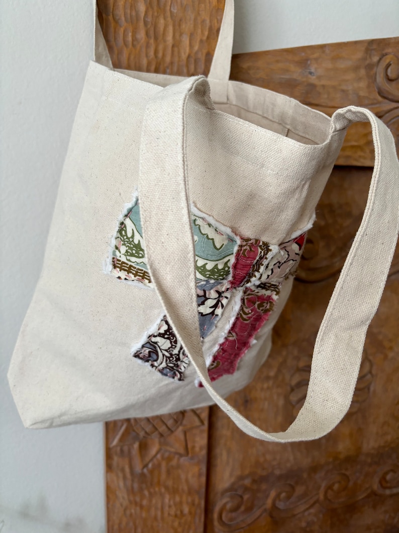 Quilted Bow Tote Bag: Upcycled Vintage Quilt Appliqué - Etsy