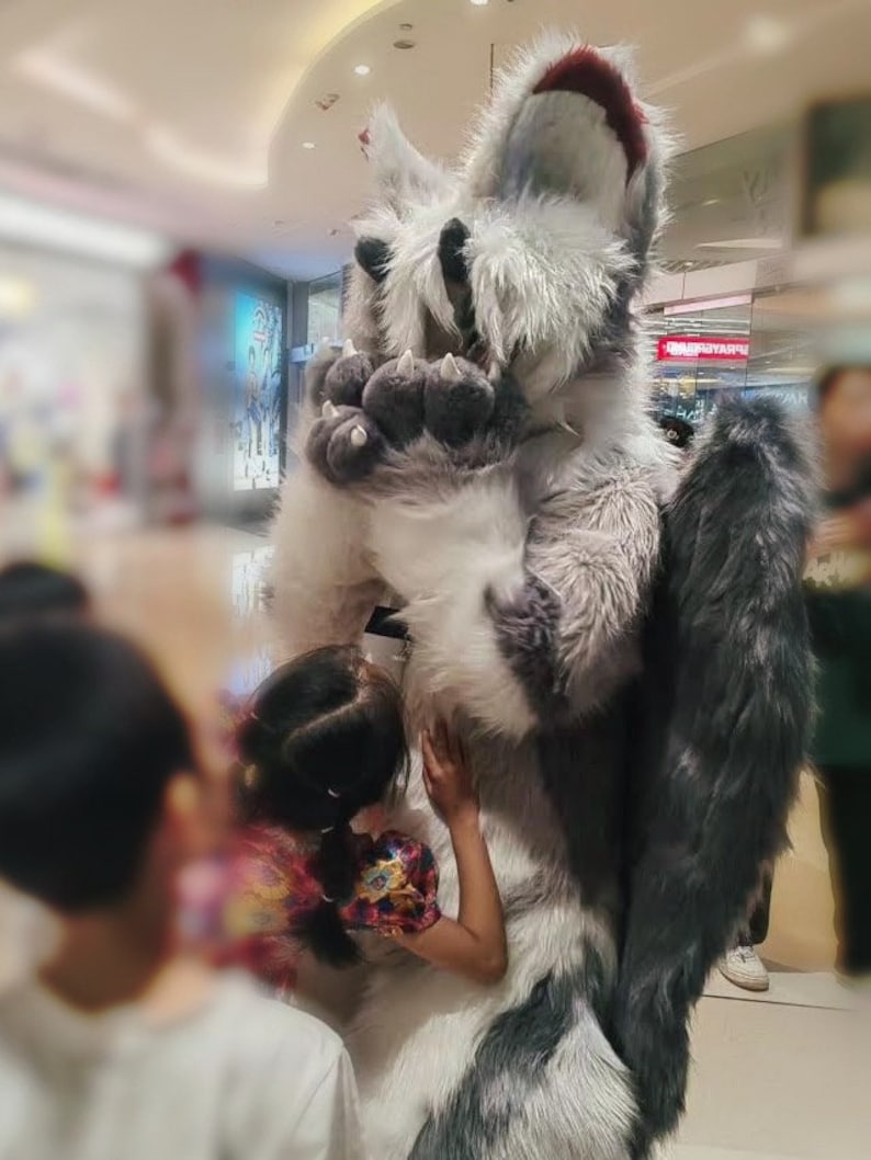 Pago inicial, Personaliza tu propio Fursuit, Fursuit completo, Fursona ...