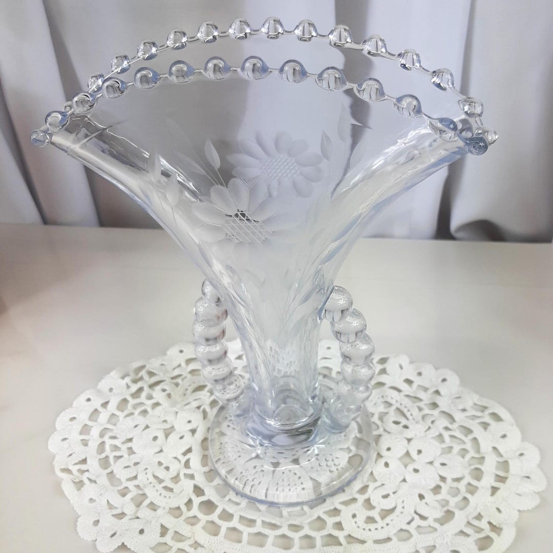 Vintage Glass Corn Flower Fan Vase - Etsy
