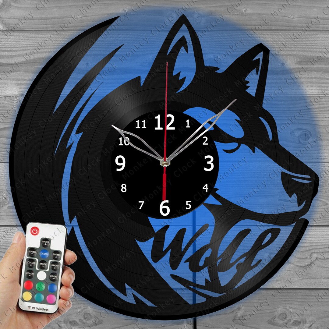 Wolf Clock With LED Light Vinyl Clock Art Decor Animal Wall Clock ...