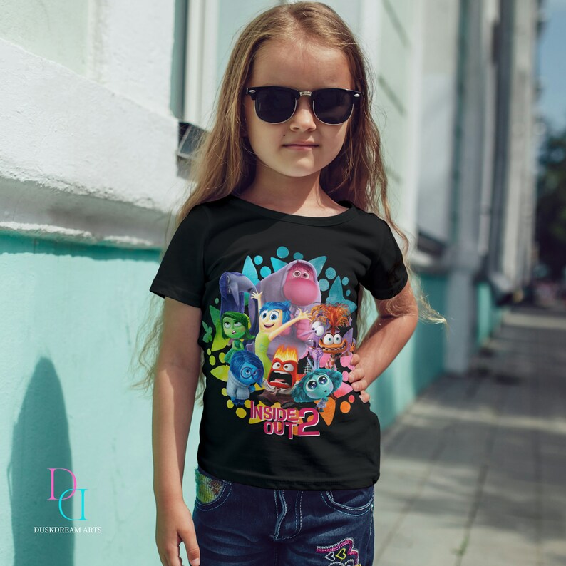 Inside Out 2 png, camisa de adentro hacia afuera, pegatina Cricut de ...