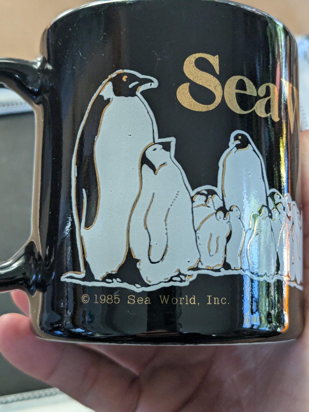 Seaworld 1985 Black With Gold Detailing Coffee Mug Souvenir Depicting ...