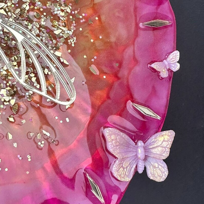 Absolutely Stunning Resin Clock With Golden Butterflies! Only One in ...