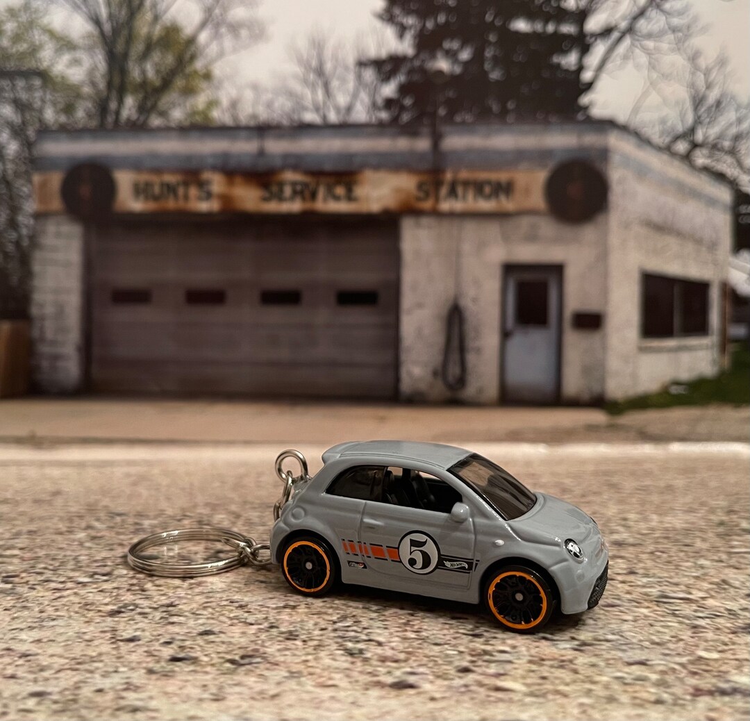 Gray Fiat 500 Keychain. Fiat 500 Diecast Car With Key Ring. Great Gift ...